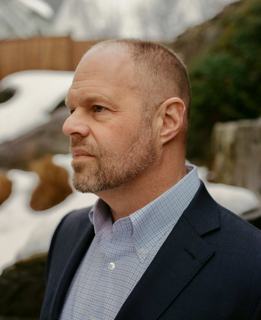 Featured Veterans - The Twenty-Year War Exhibition